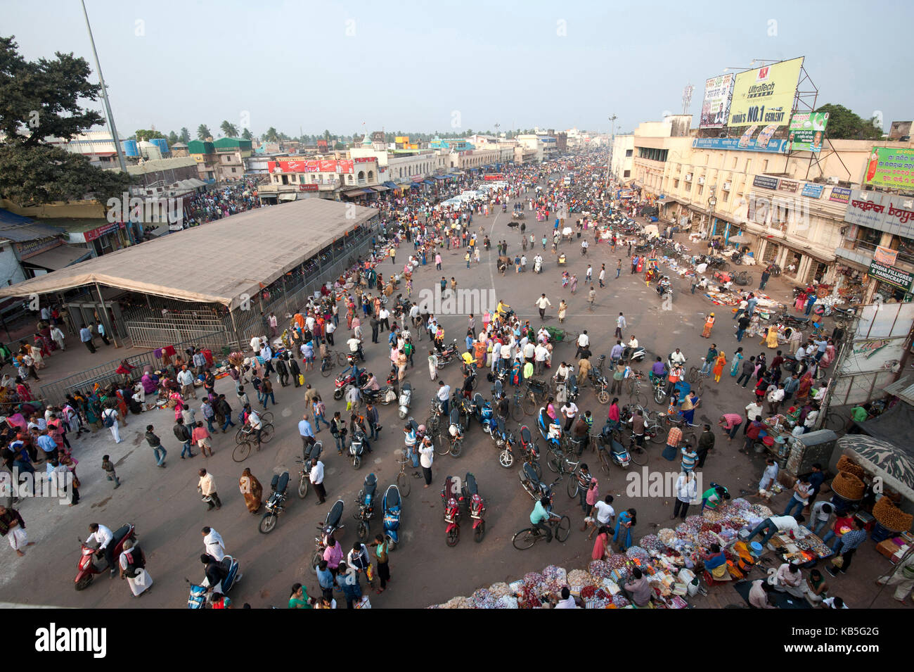Puri town centre showing main street and marketplace near Jagannath ...