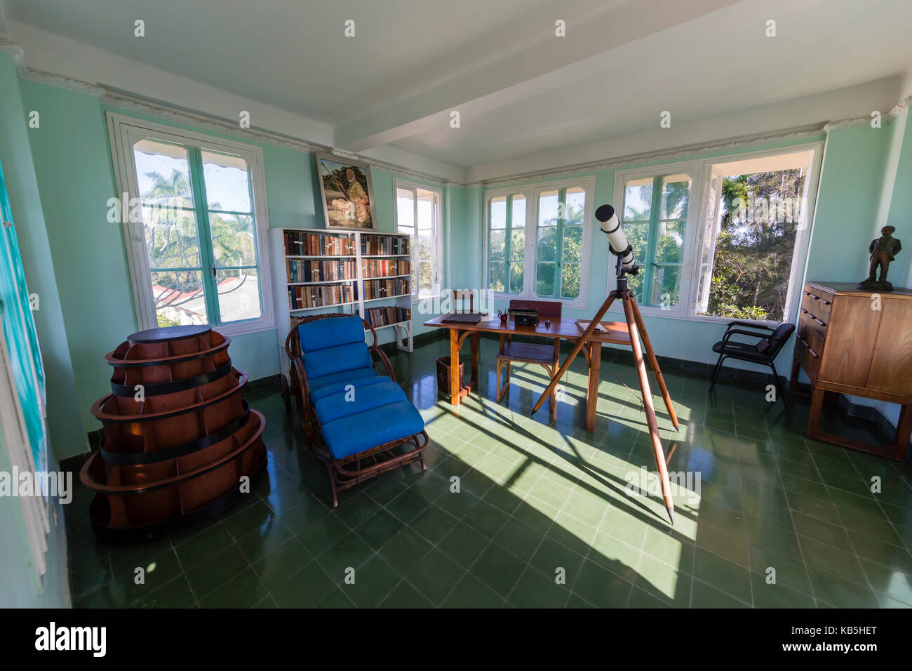 Hemingway's observation deck at Finca Vigia (Finca La Vigia), in San ...