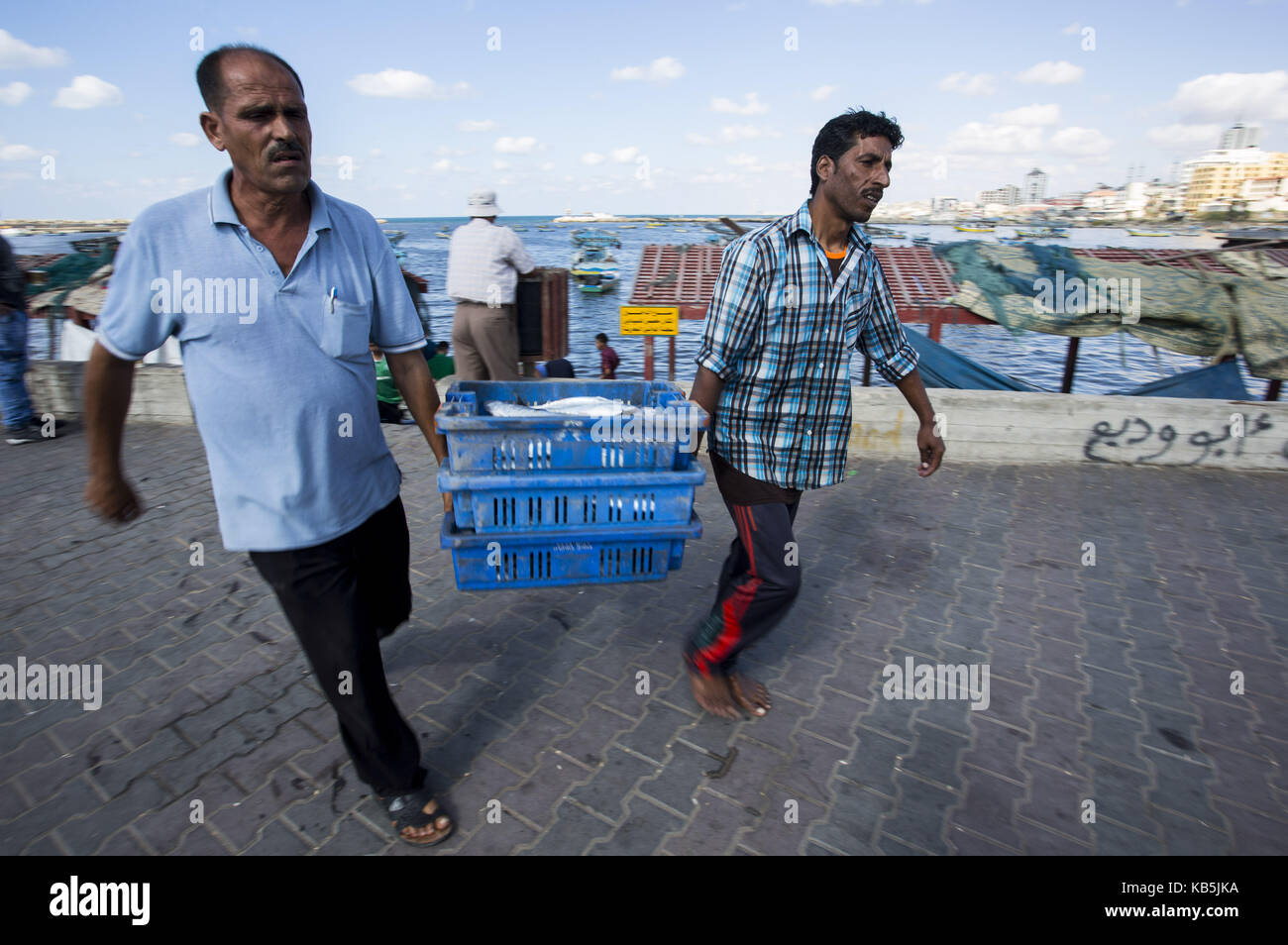 Gaza City, The Gaza Strip, Palestine. 27th Sep, 2017. Palestinian ...