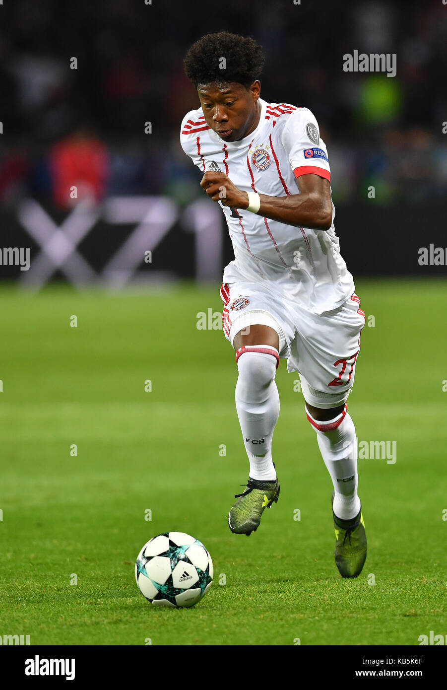 Paris, France. 27th Sep, 2017. Bayern's David Alaba in action during ...