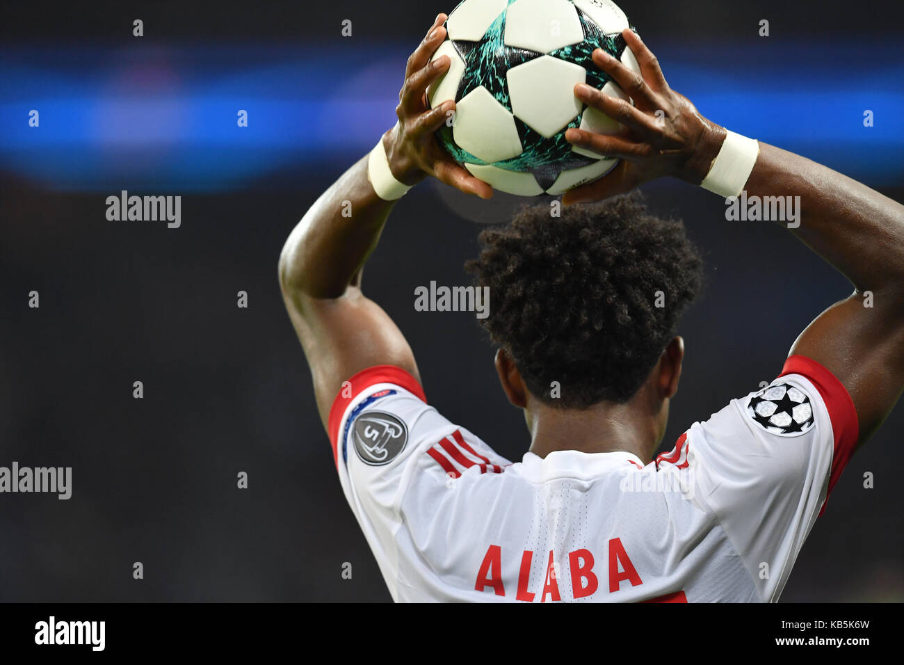 Paris, France. 27th Sep, 2017. Bayern's David Alaba in action during ...