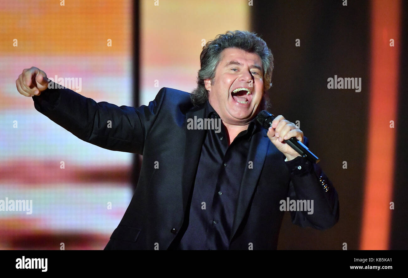 Austrian schlager singer andy borg hi-res stock photography and images ...