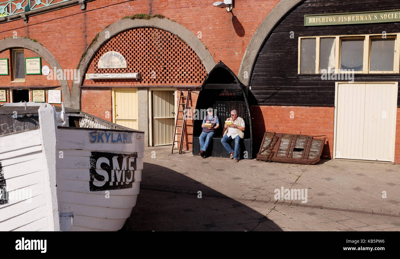Brighton, UK. 28th Sep, 2017. Visitors enjoy fish and chips on a ...
