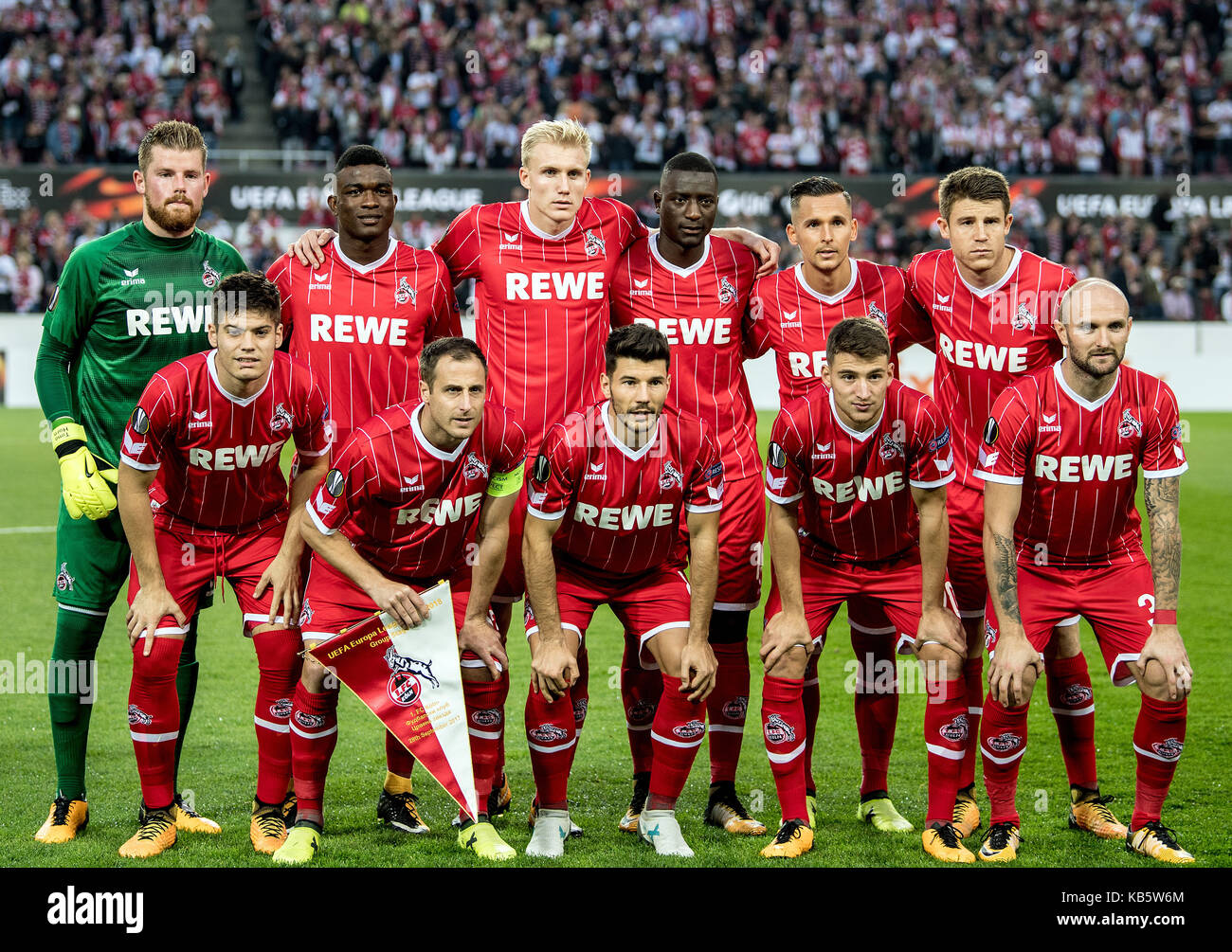 Cologne, Germany. 28th Sep, 2017. The players of Cologne pose for a ...