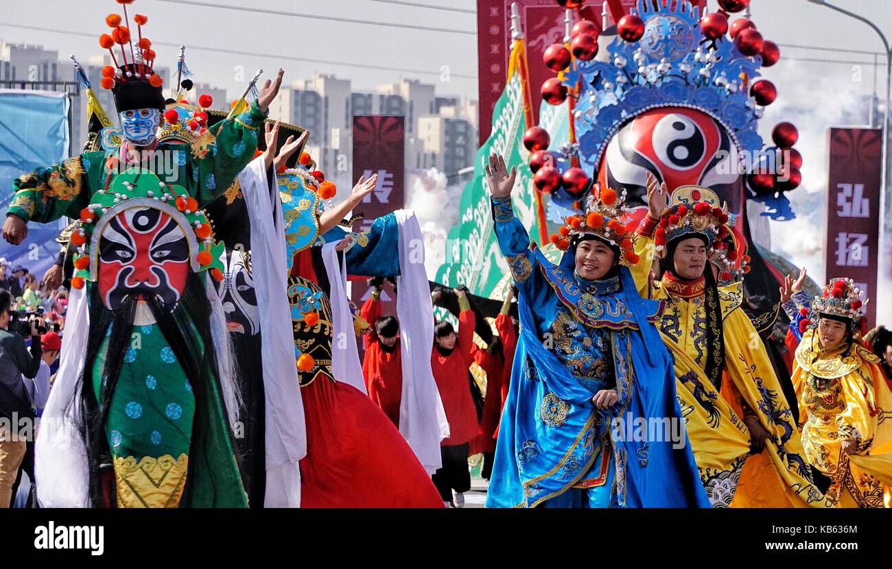 Beijing, China. 29th Sep, 2017. Opera performers are seen during the ...
