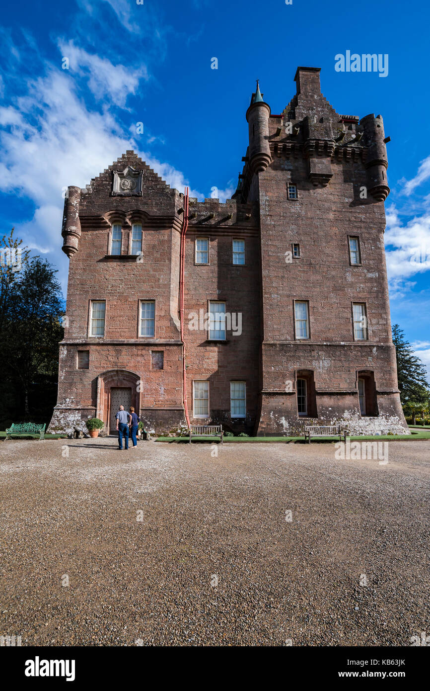 Brodick castle hi-res stock photography and images - Alamy