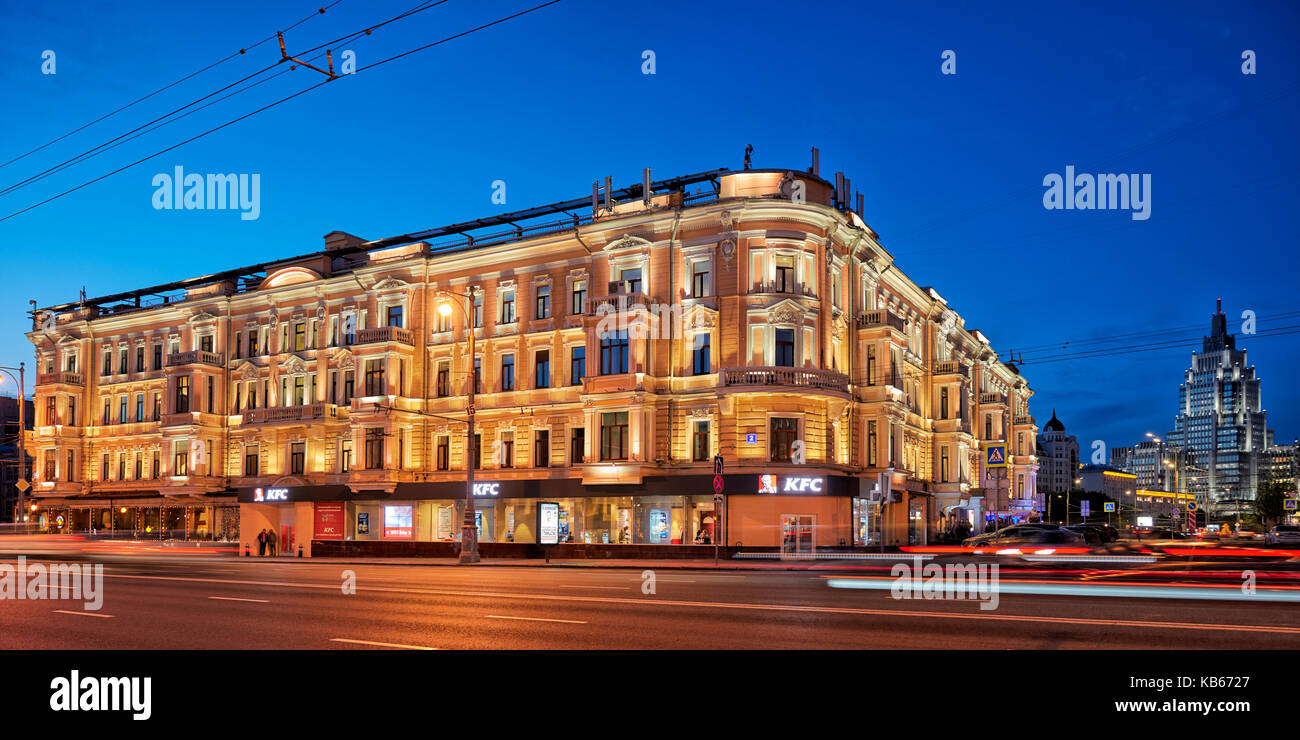 First Tverskaya-Yamskaya Street at dusk. Moscow, Russia Stock Photo - Alamy