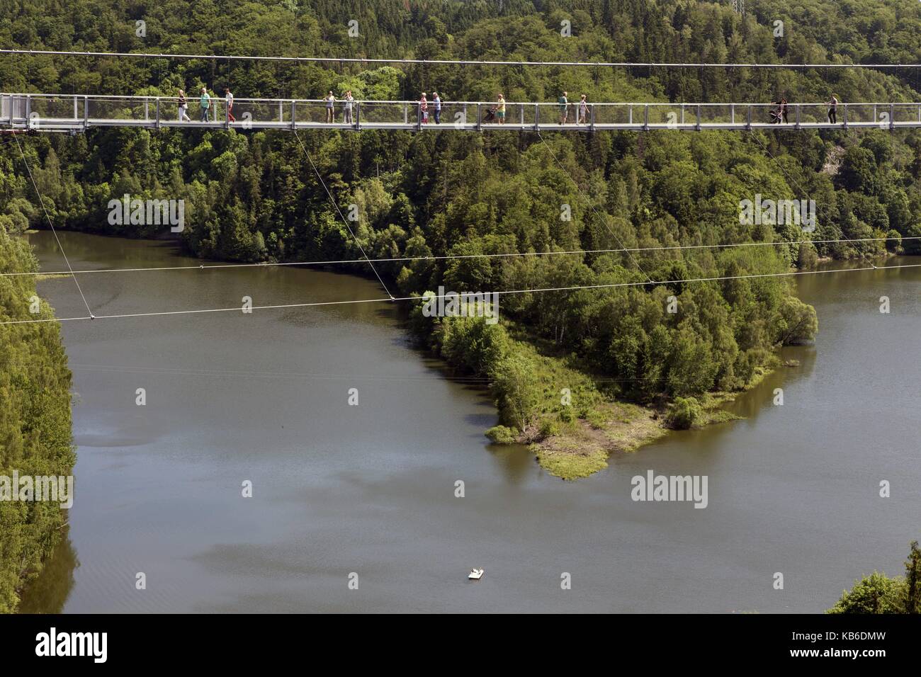 People crossing the rope bridge at Rappbodetalsperre, 11 June 2017 ...