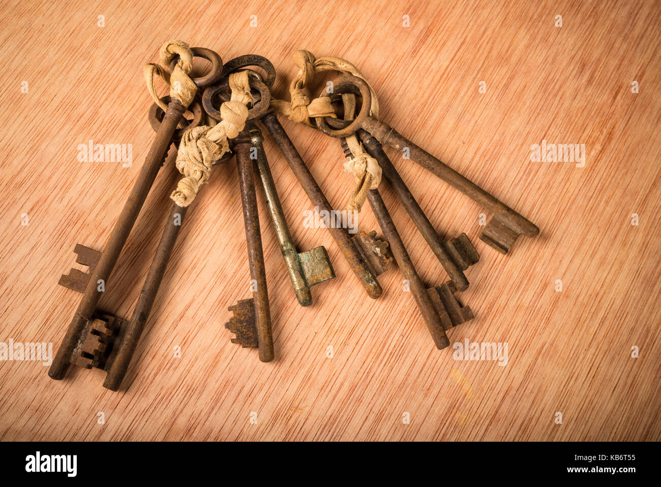 Bunch of vintage oxidized keys with a strong patina Stock Photo - Alamy