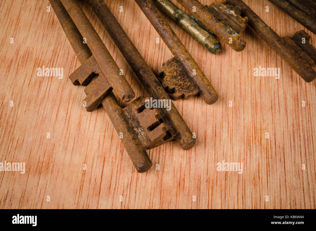 Bunch of vintage oxidized keys with a strong patina Stock Photo - Alamy