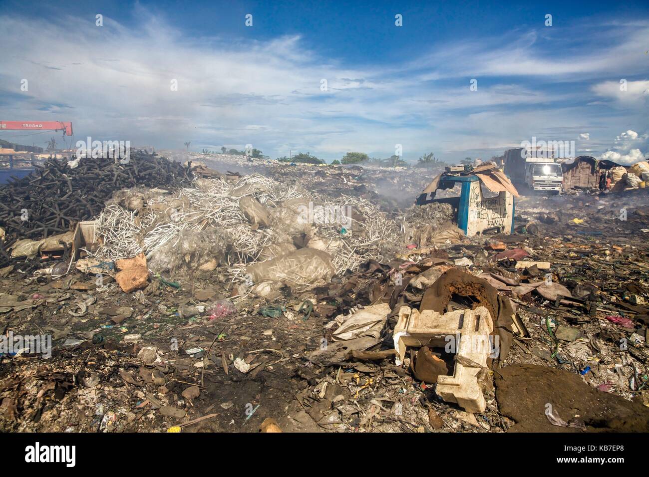 Cebu City is a metropolis with countless slums, street kids, whole ...