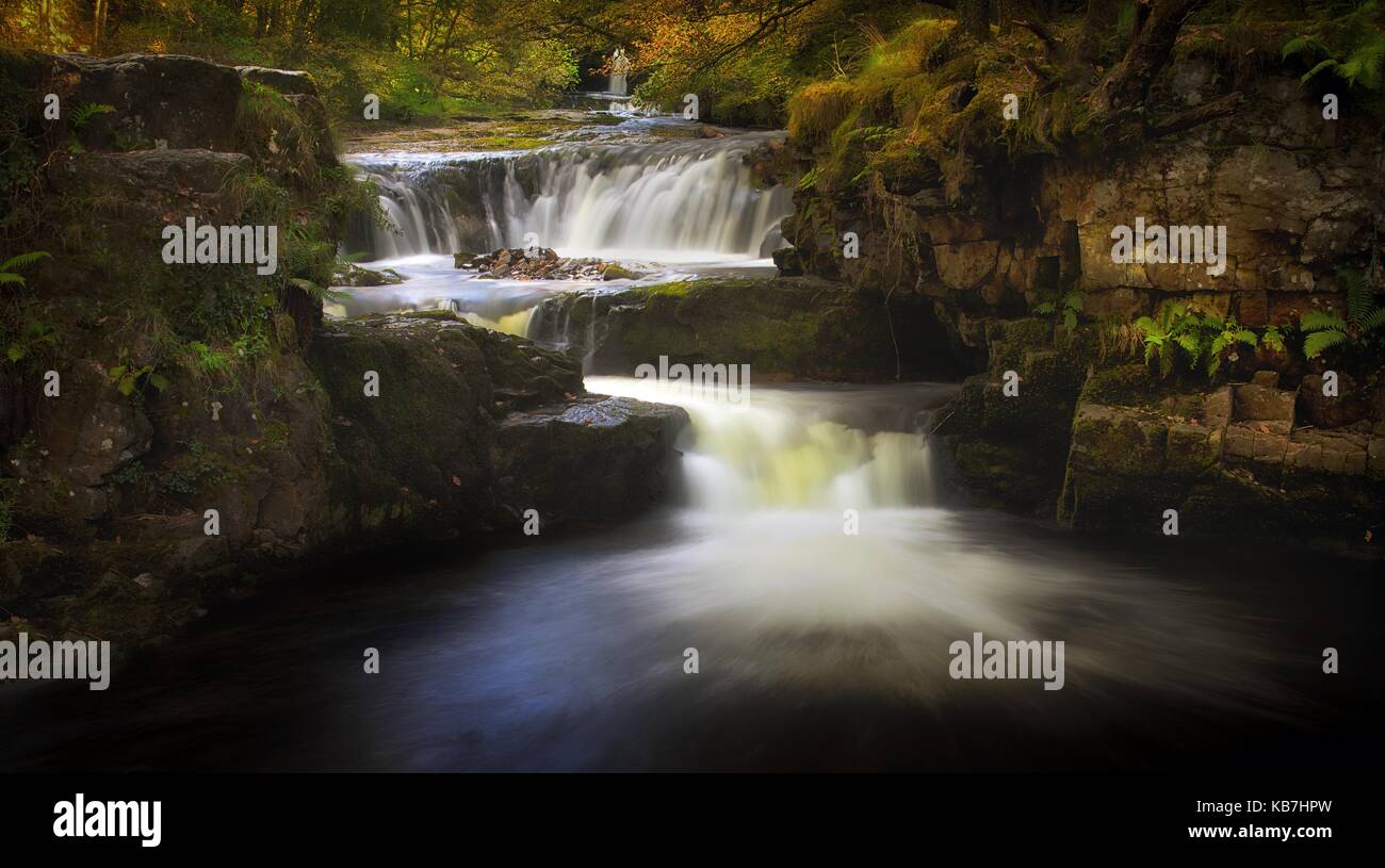 Horseshoe falls Sgwd y Bedol Stock Photo - Alamy