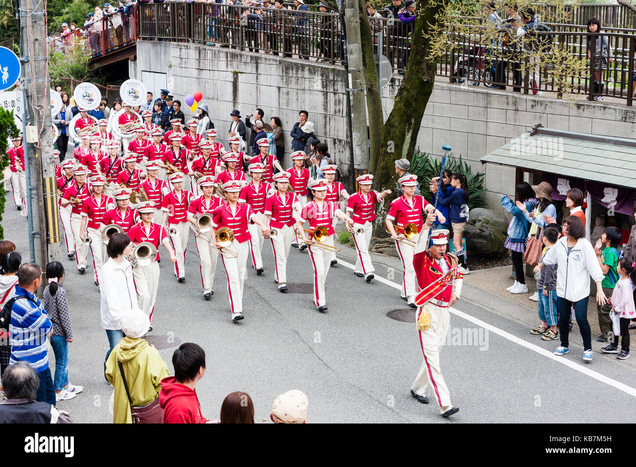 Marching band formation hi-res stock photography and images - Alamy