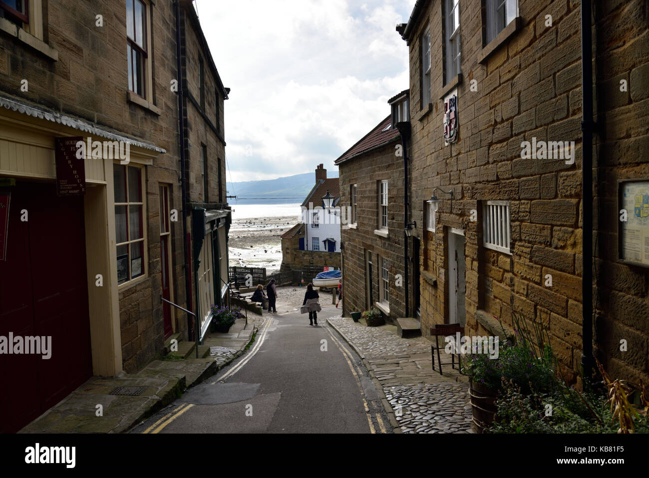 A view of the quaint houses at the edge of the bay Stock Photo - Alamy