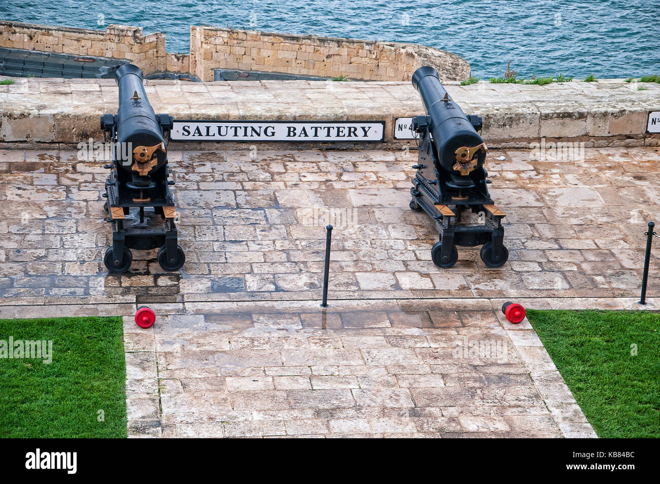 Gun emplacement on the island of Malta Stock Photo - Alamy