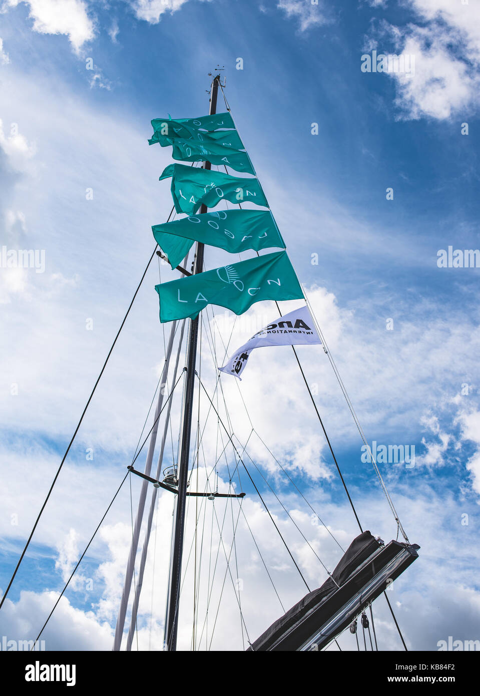 Sails and flags hi-res stock photography and images - Alamy