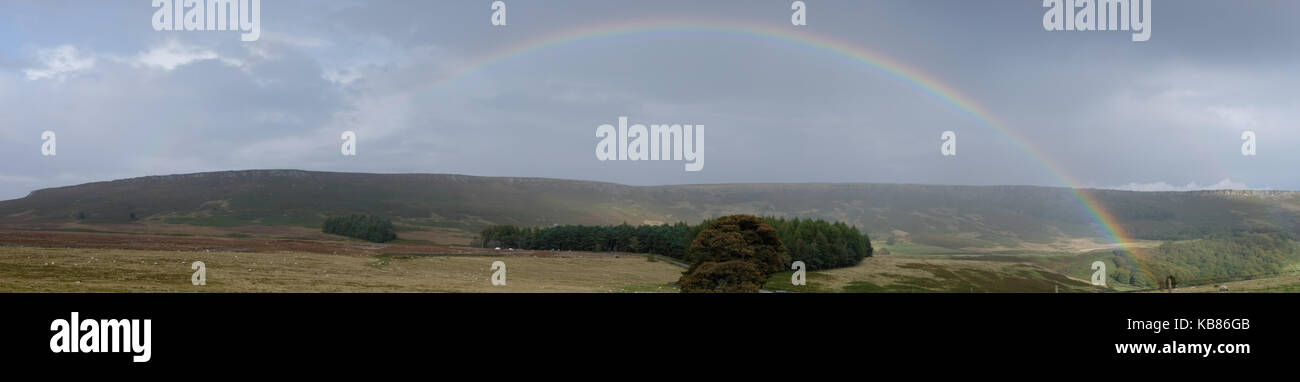 Complete rainbow over Stanage Edge Stock Photo - Alamy