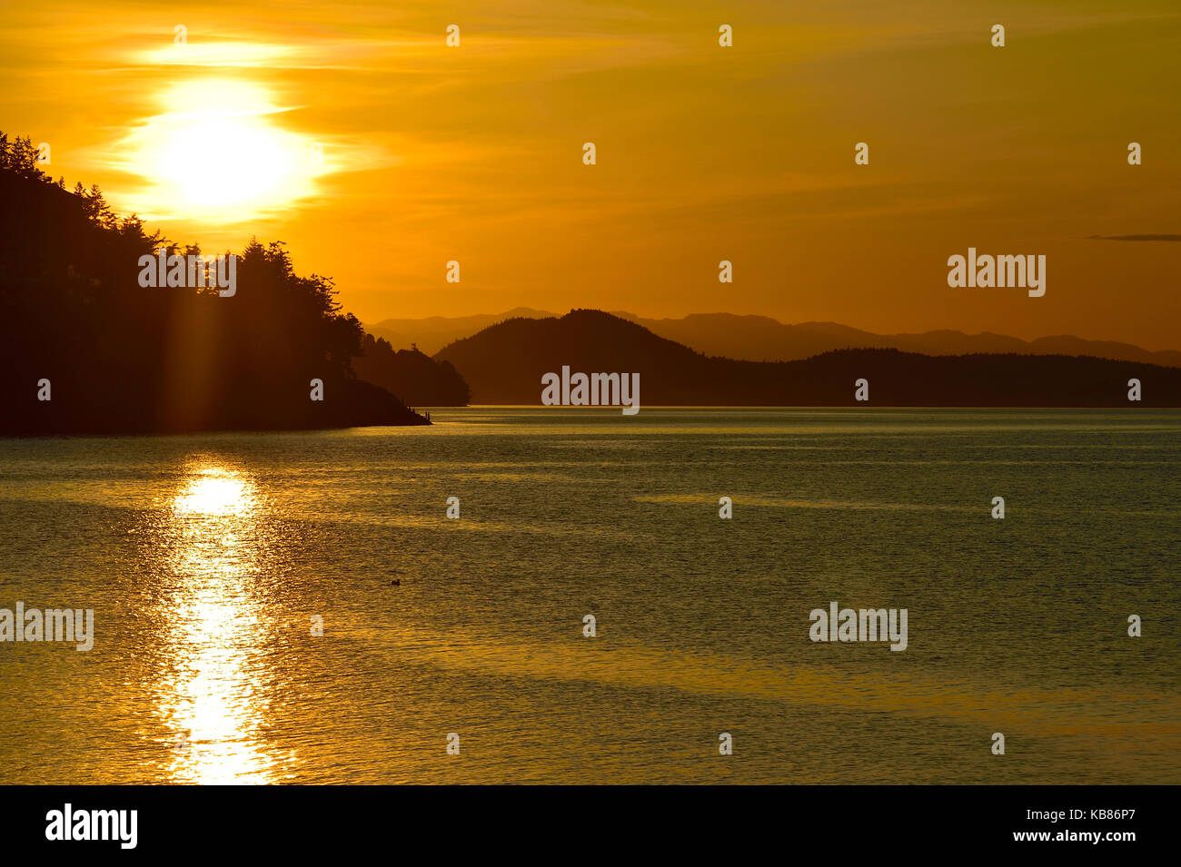 A beautiful ocean sunset at Neck Point park just north of Piper's ...