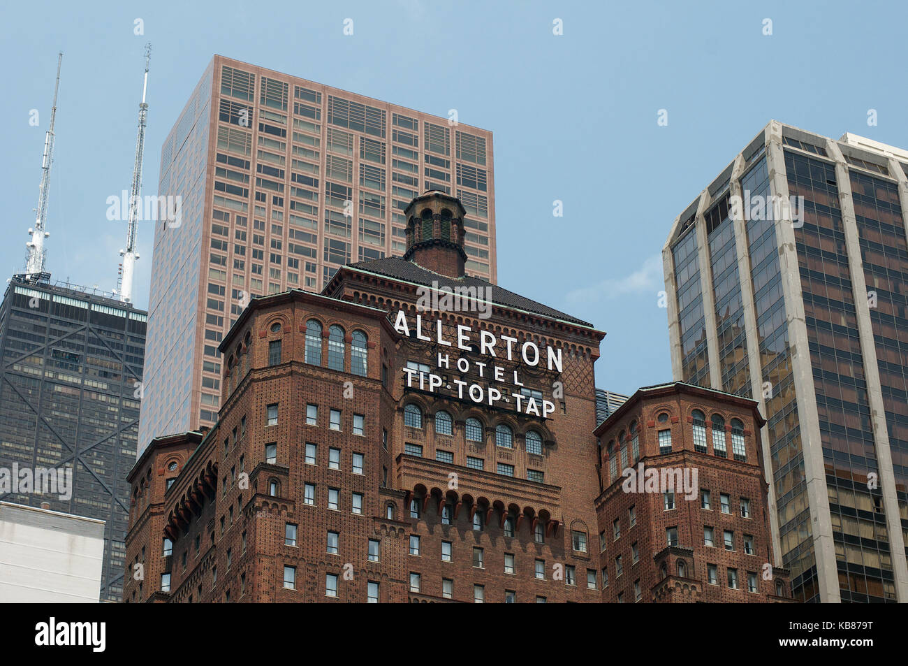 The Allerton Hotel in Chicago Stock Photo - Alamy