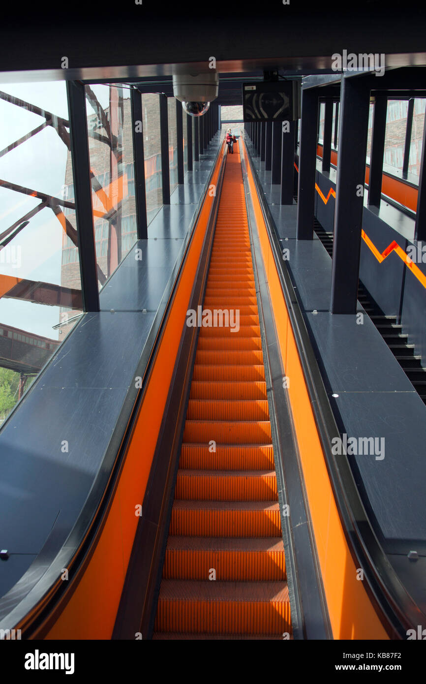 Orange upstairs hi-res stock photography and images - Alamy