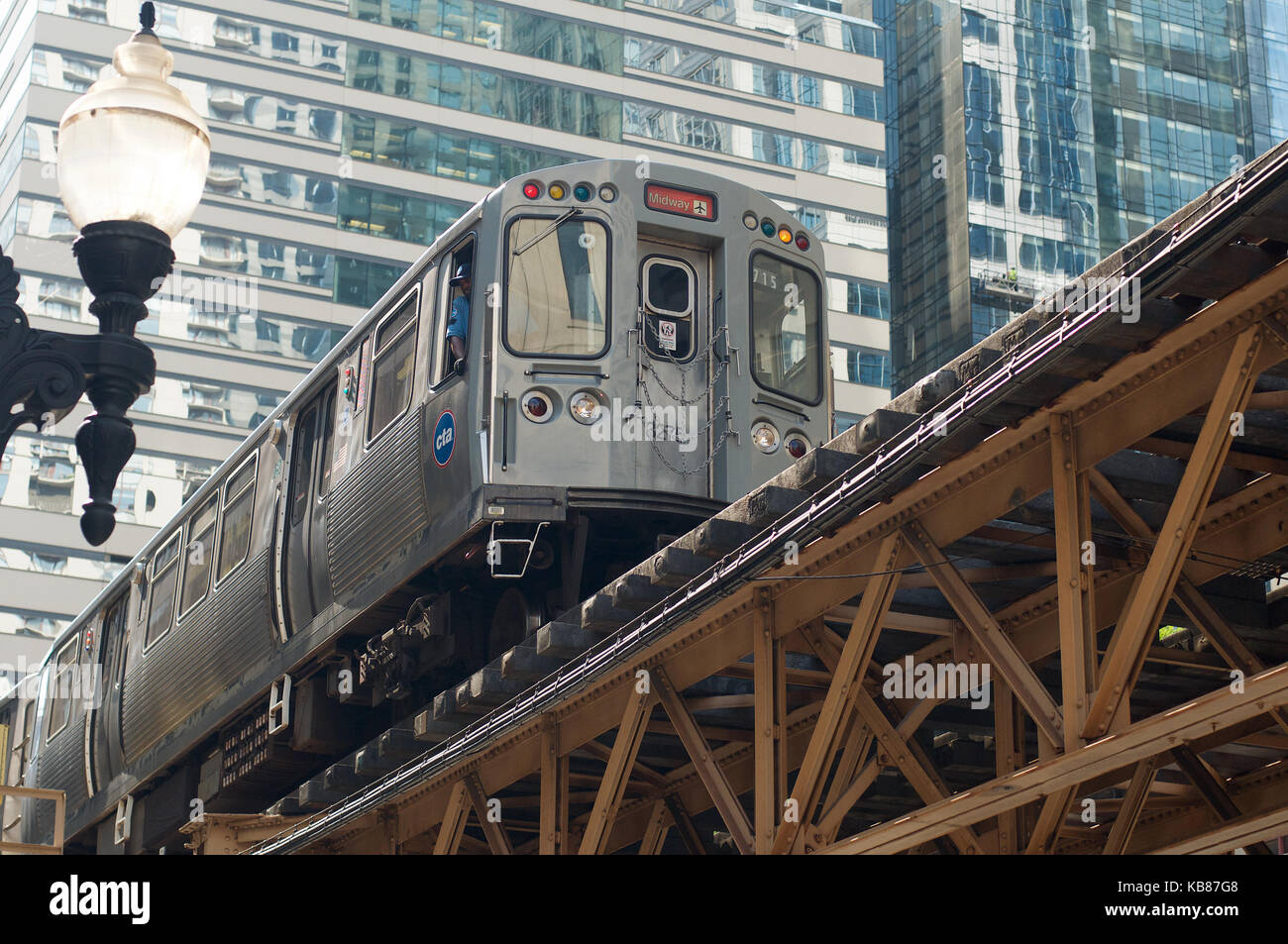 The L train - Chicago Transit Authority in Chicago Stock Photo - Alamy