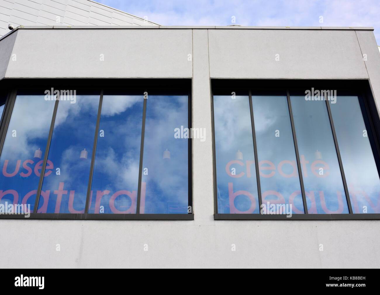 Shallow recesses in building facade hi-res stock photography and images ...