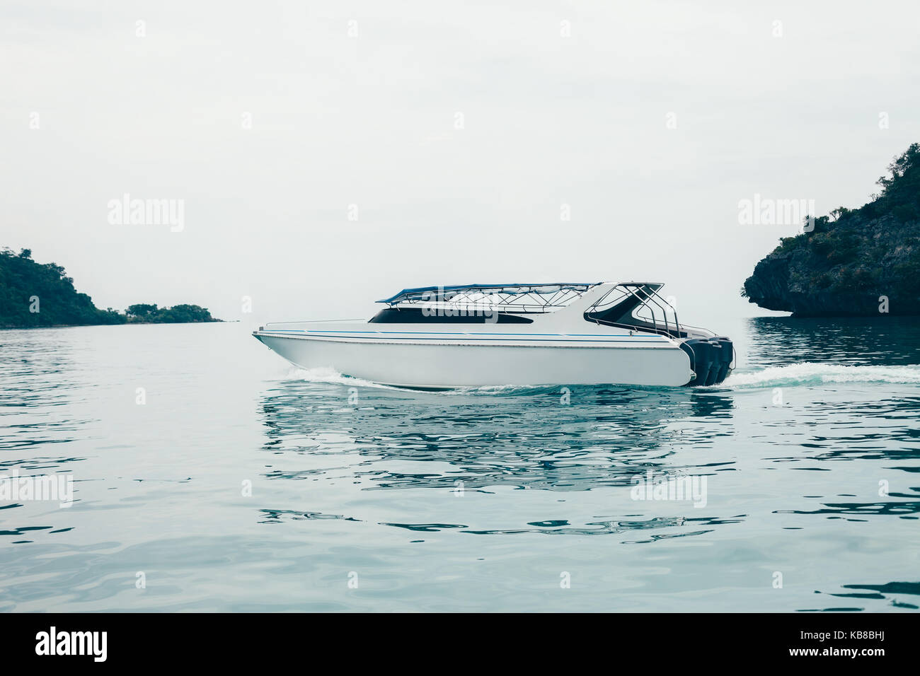Boat drifting in the sea hi-res stock photography and images - Alamy