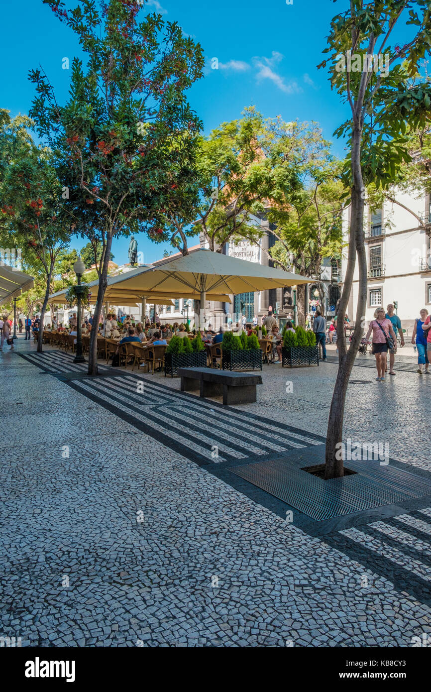 Golden gate, restaurant, Funchal Stock Photo - Alamy