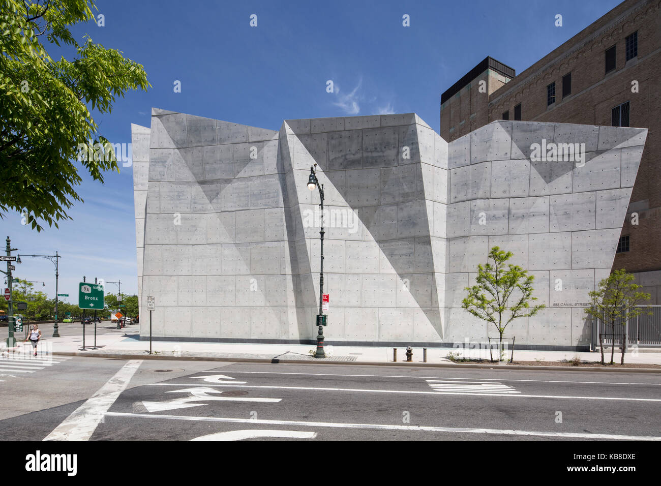 Wide view of Salt Shed. Spring Street Salt Shed, New York City, United ...