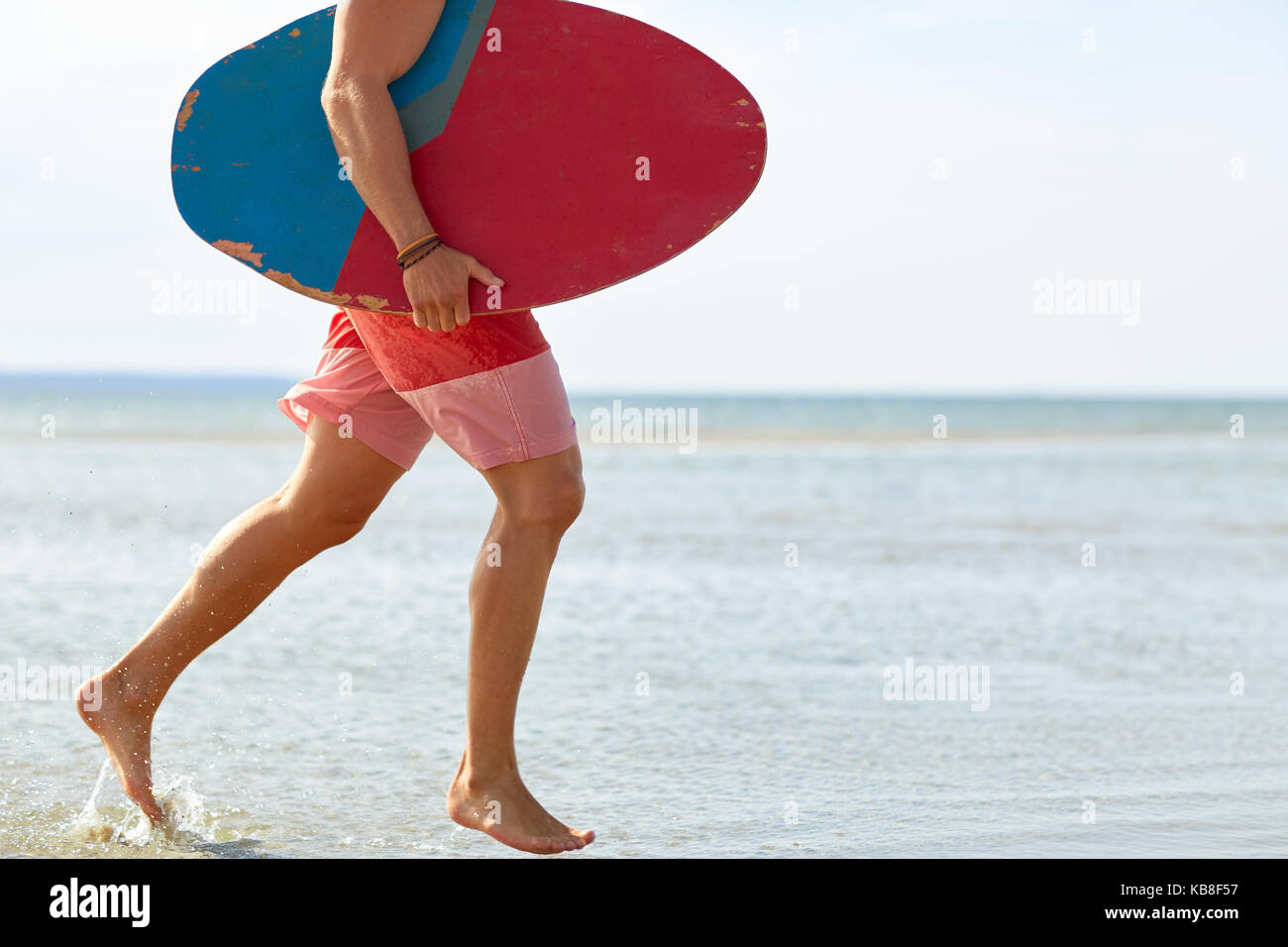Skimboard hi-res stock photography and images - Alamy