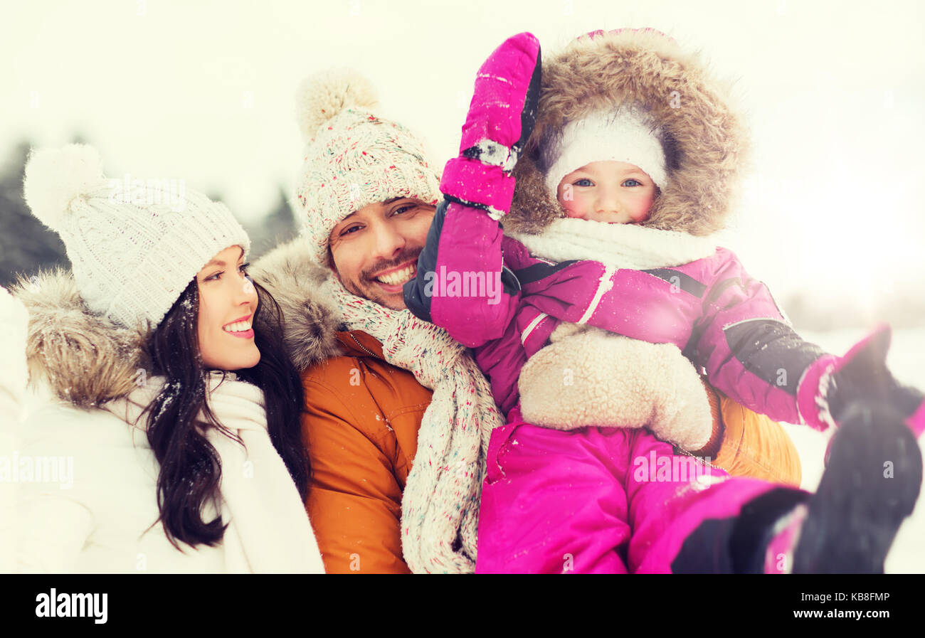 Child in winter clothes hi-res stock photography and images - Alamy