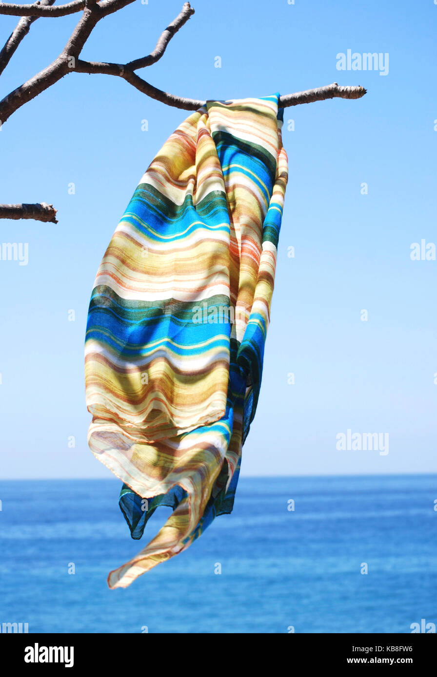 Sarong hi-res stock photography and images - Alamy