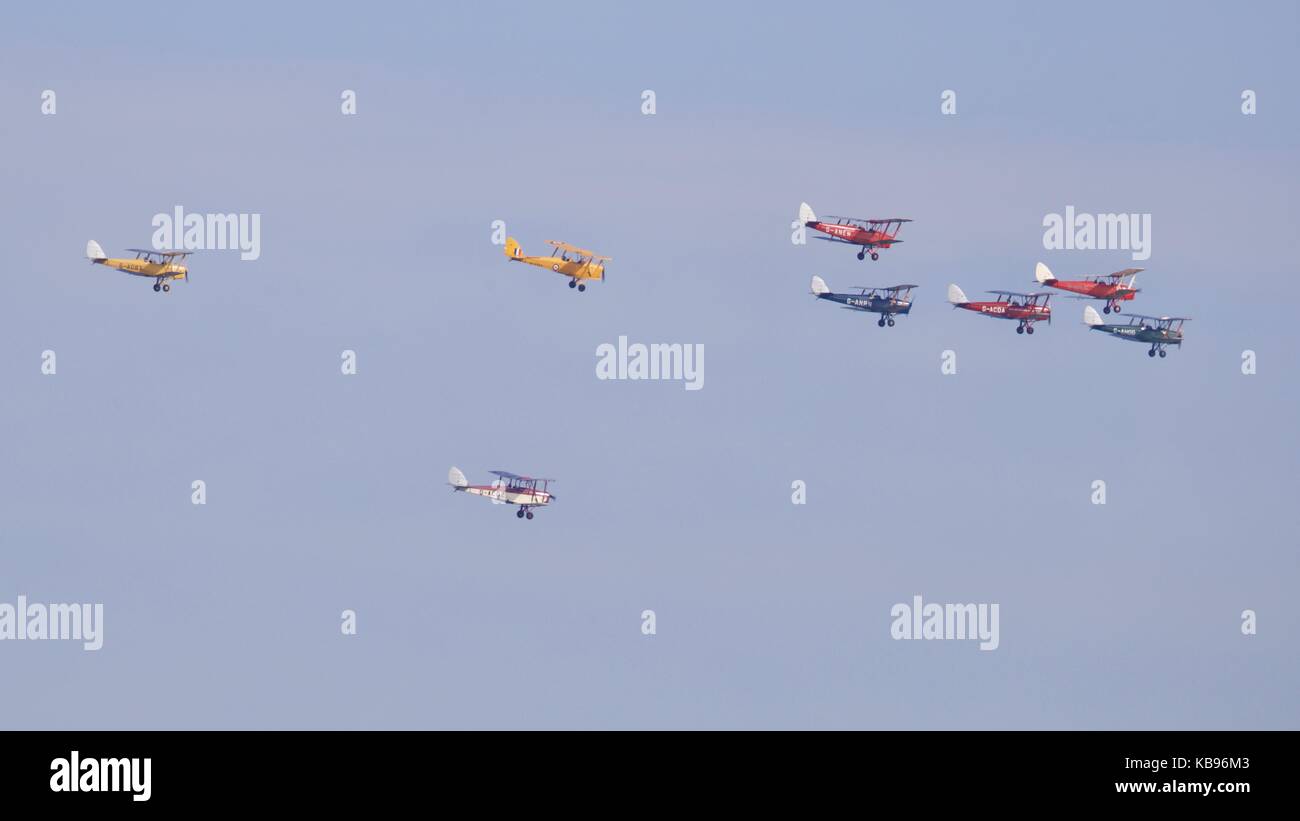 Tiger 9 aeronautical display team hi-res stock photography and images ...