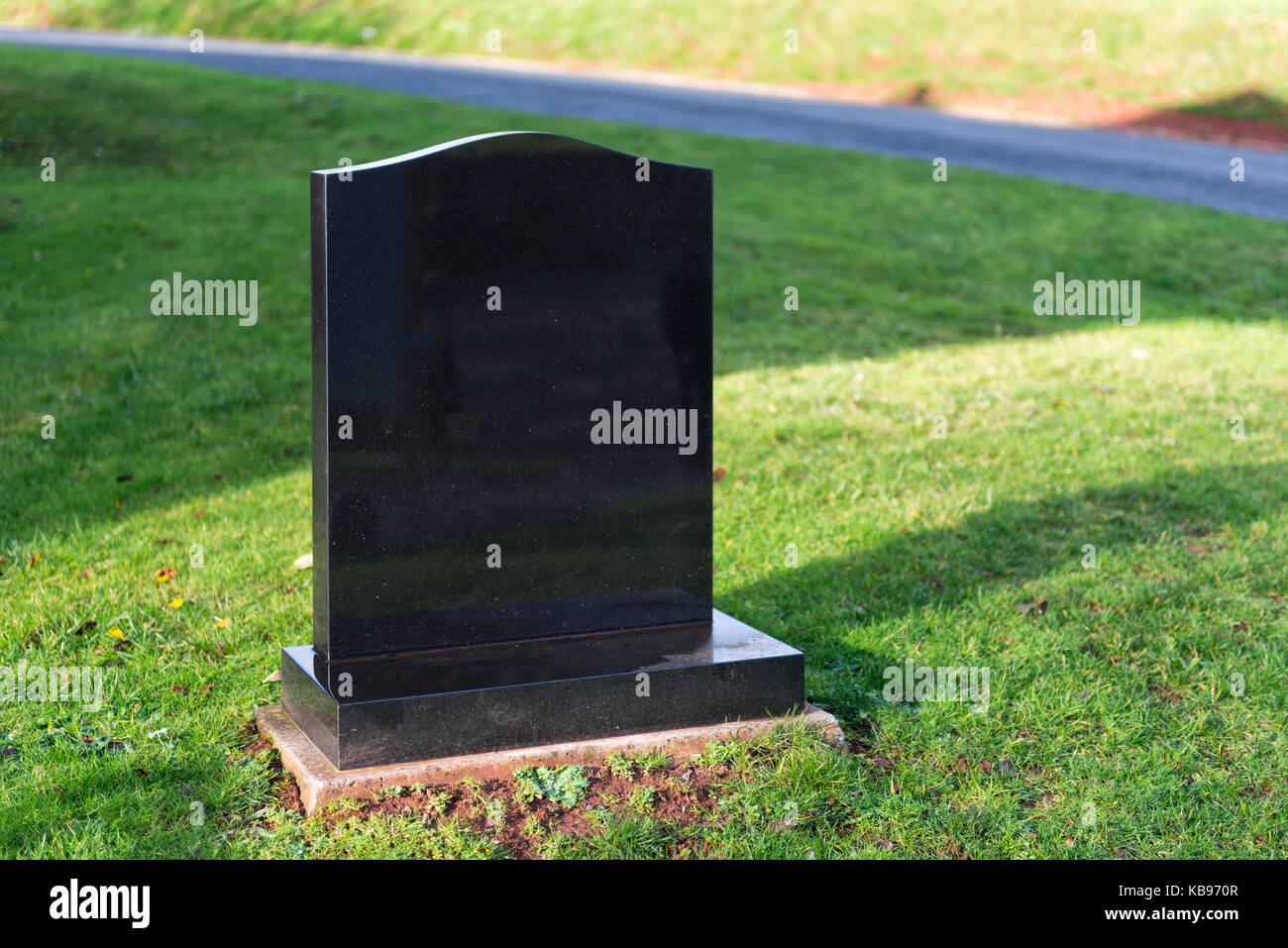 Sunshine on gravestone hi-res stock photography and images - Alamy