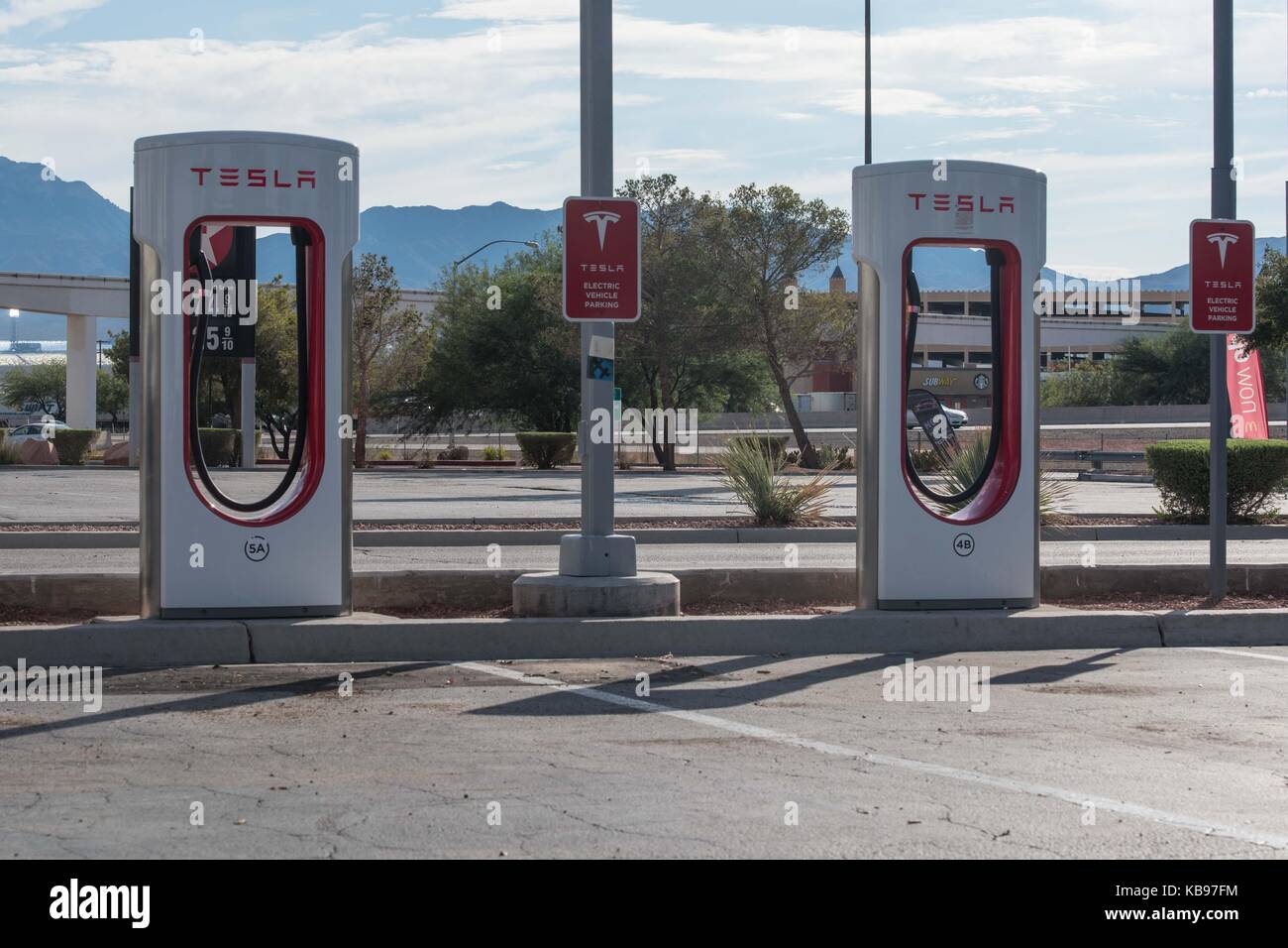 Tesla supercharger station in California Stock Photo - Alamy