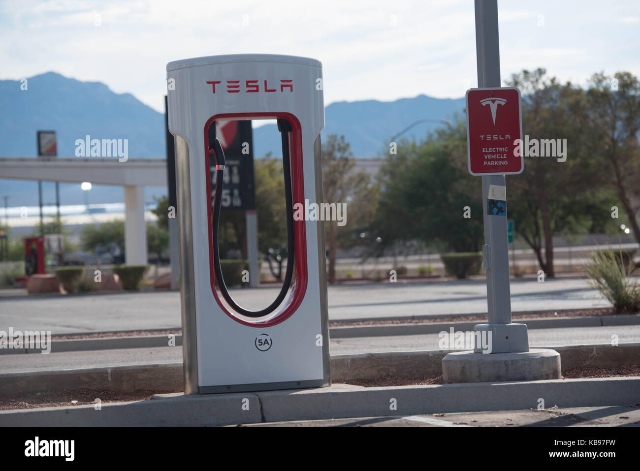 Tesla supercharger station in California Stock Photo - Alamy