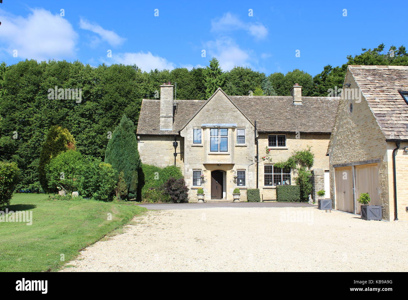 English manor house hi-res stock photography and images - Alamy