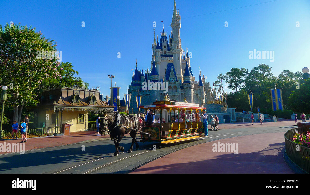 Views of Cinderella's Castle against a blue sky at Magic Kingdom ...