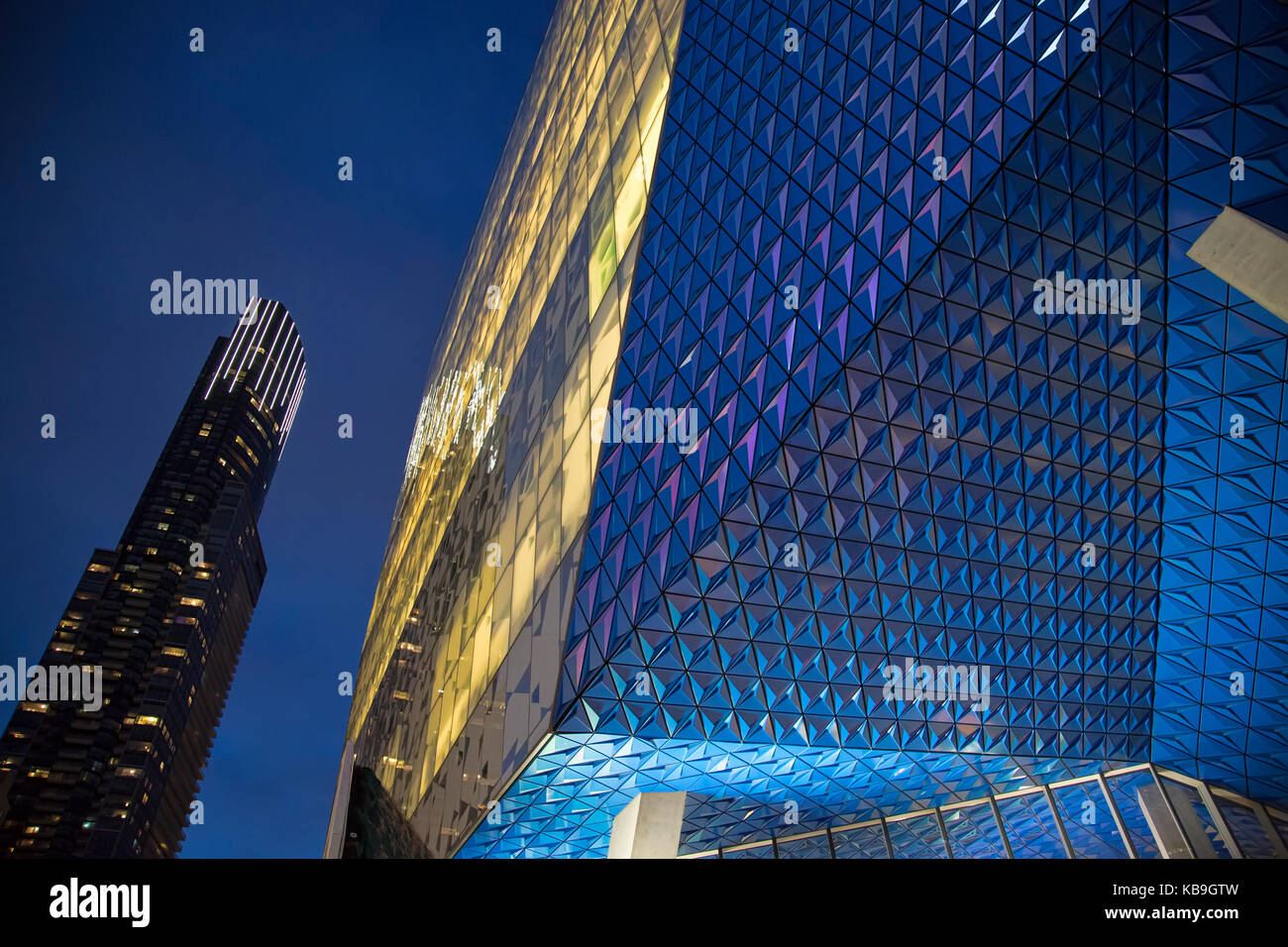 New ryerson university building toronto hi-res stock photography and ...
