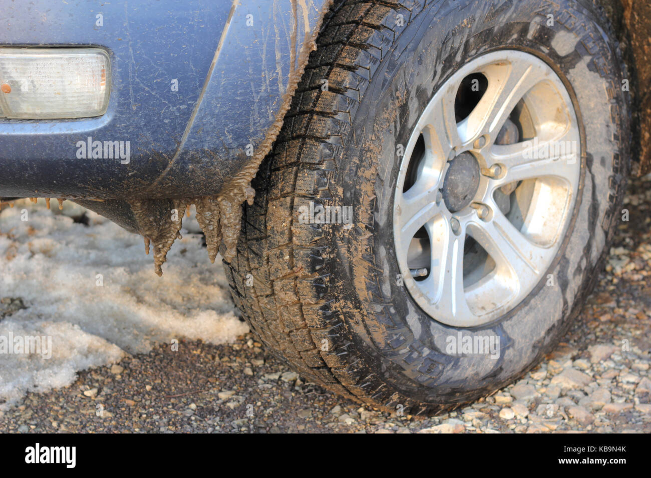 Tyre stuck in mud hi-res stock photography and images - Alamy