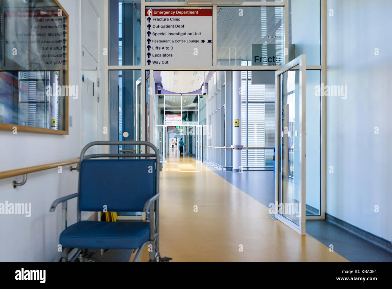 Hospital corridor hi-res stock photography and images - Alamy