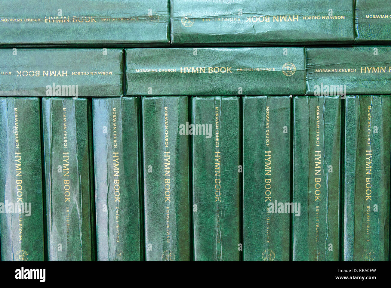Green hymn book hi-res stock photography and images - Alamy