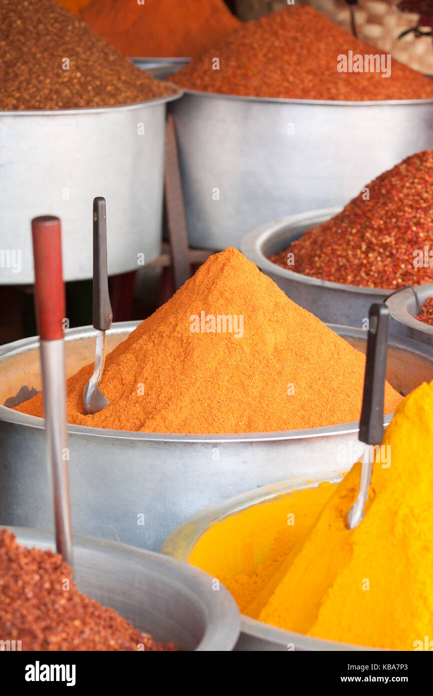 Indian colored powder hi-res stock photography and images - Alamy