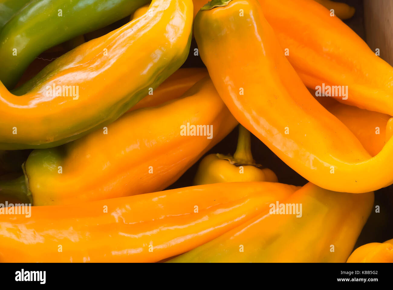 Shiny peppers hi-res stock photography and images - Alamy