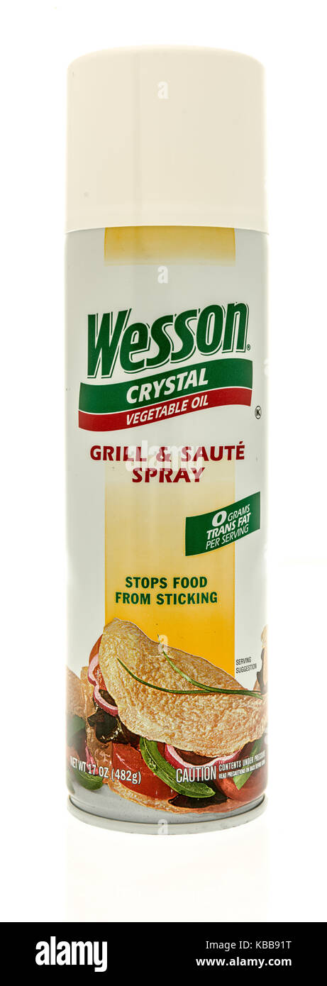 Winneconne, WI - 28 September 2017: A can of Wesson non-stick cooking ...