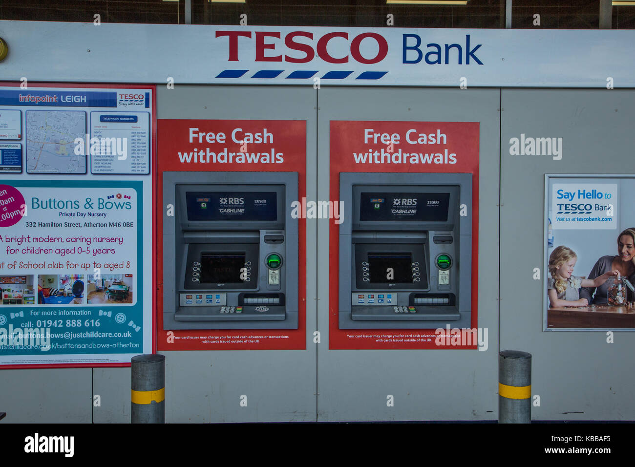 Tesco cash machine hi-res stock photography and images - Alamy