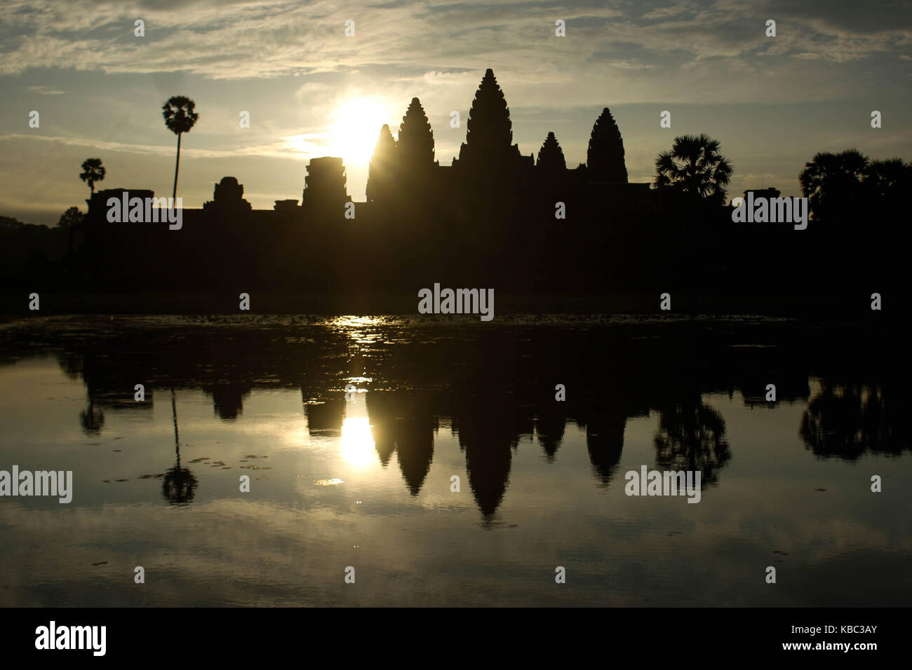 The beautiful sunrise at the Angkor Wat Stock Photo - Alamy