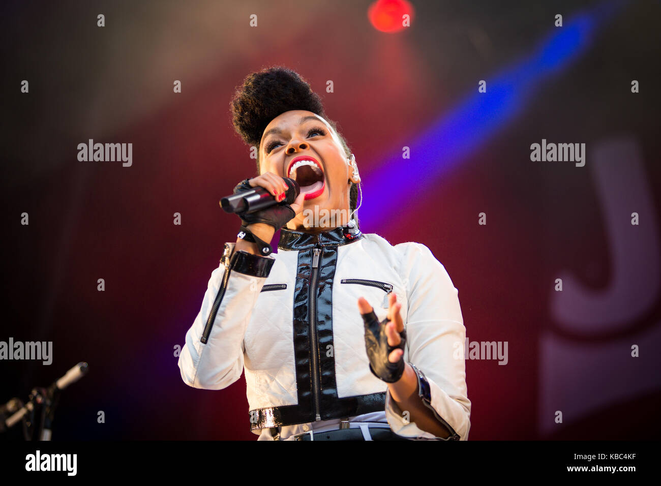 Janelle monáe robinson hi-res stock photography and images - Alamy
