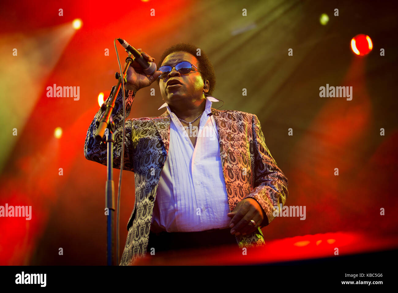 Elmer fields hi-res stock photography and images - Alamy