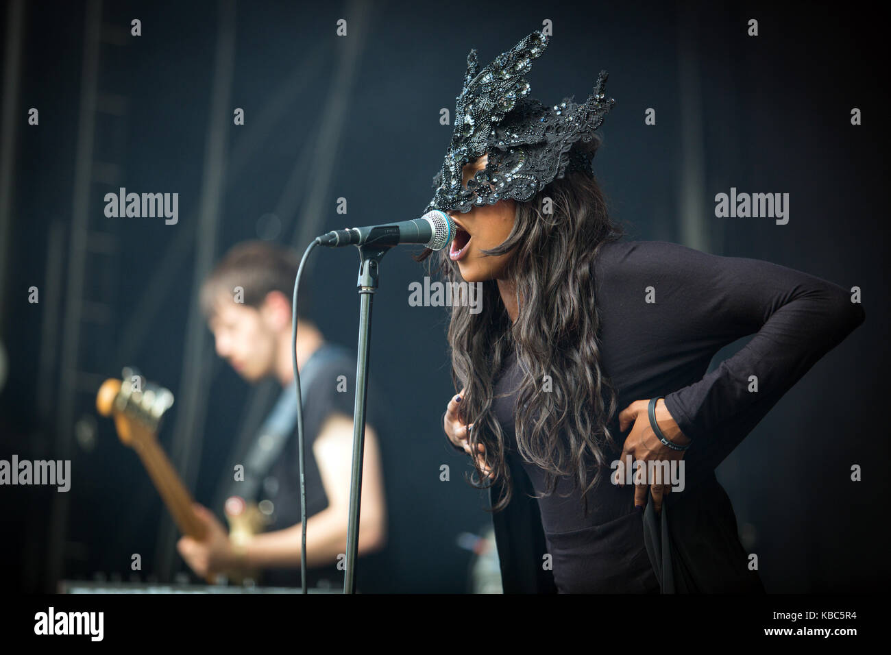 Lulu james singer hi-res stock photography and images - Alamy